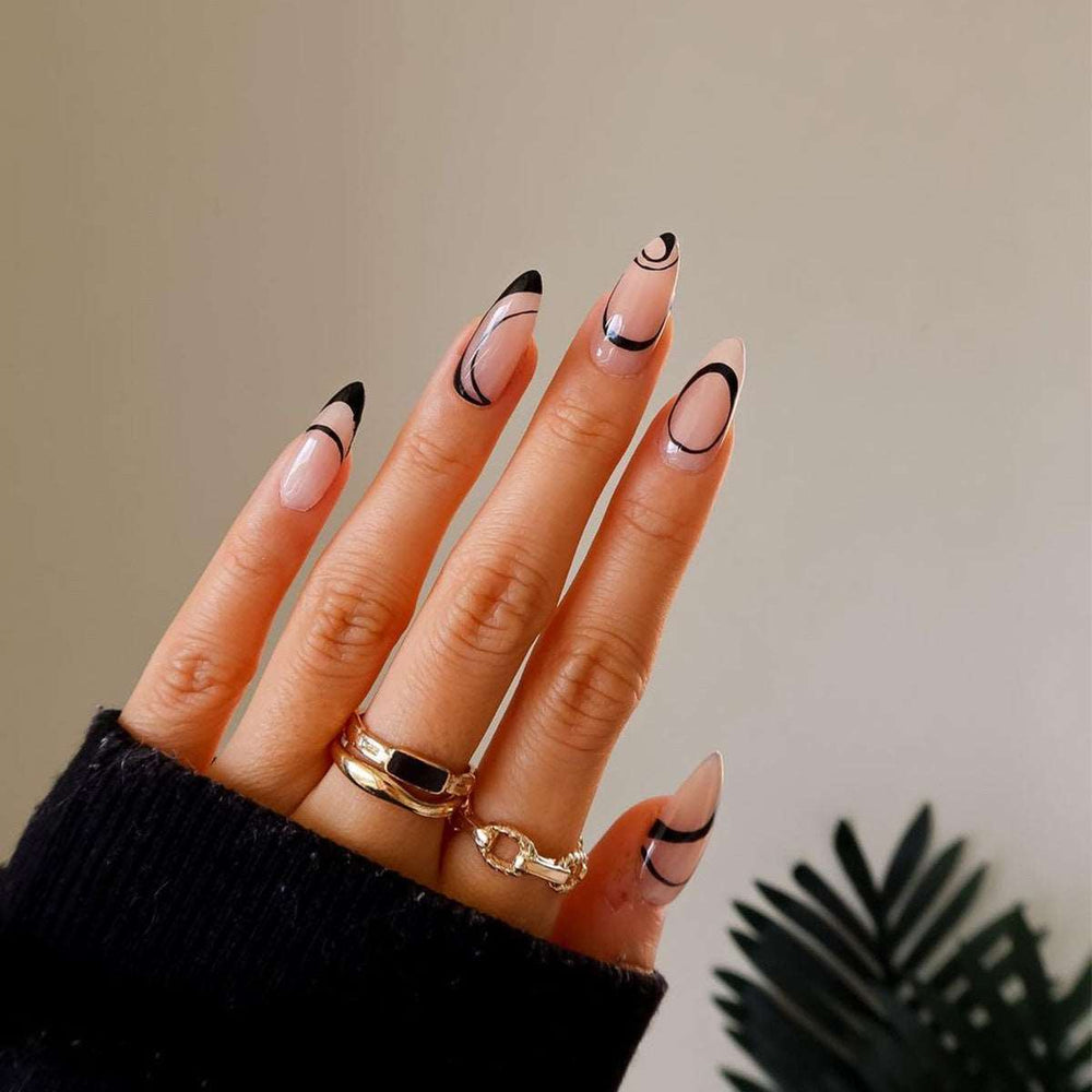 Outlined - High Quality Instant Manicure
