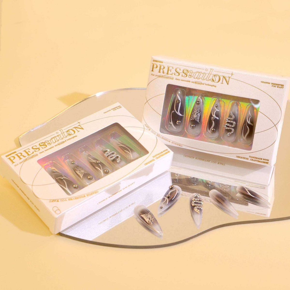 Diamondback Dazzle - Press On Nails | Outlined